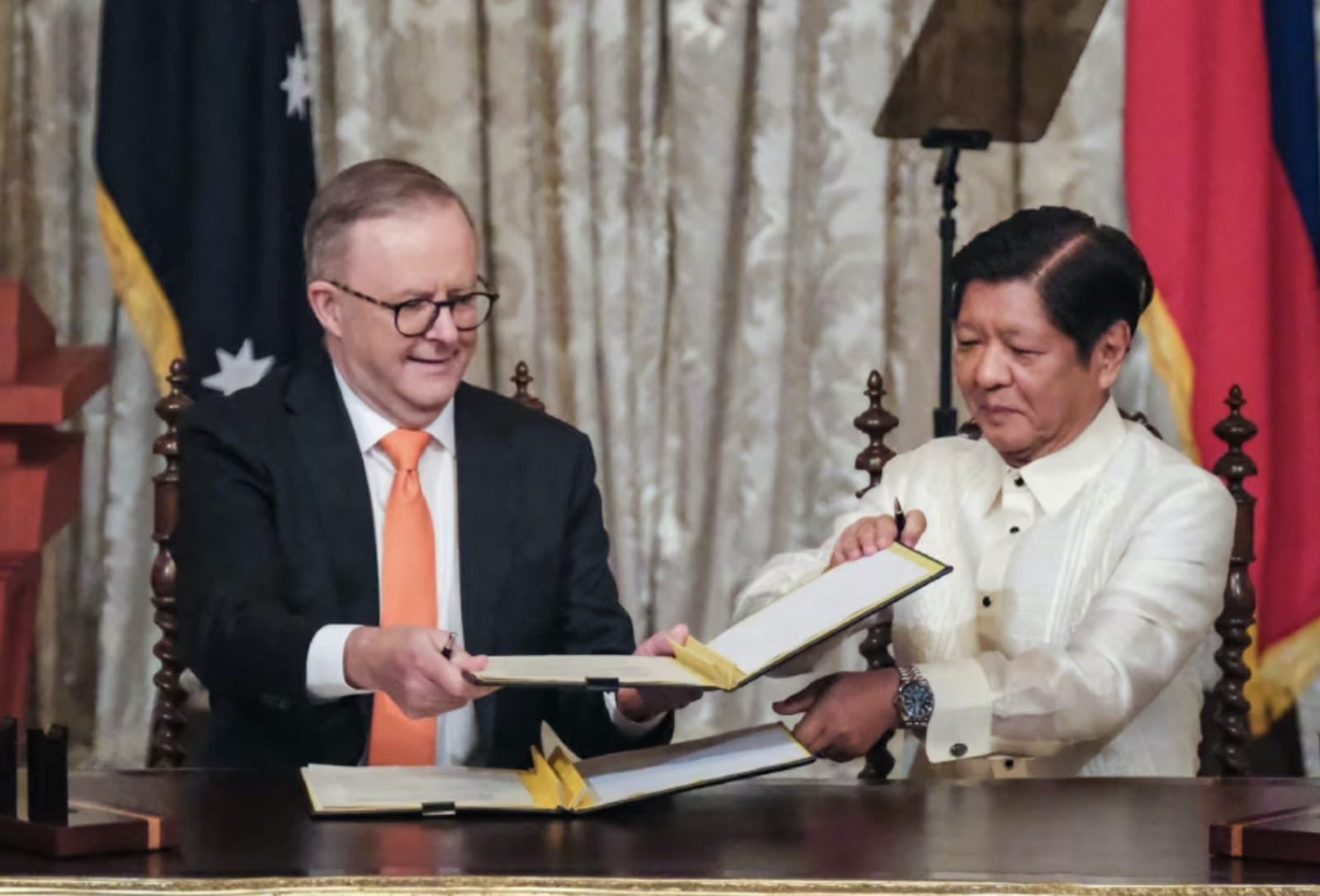 Australia-Philippines pact takes hard new aim at China - Asia Times