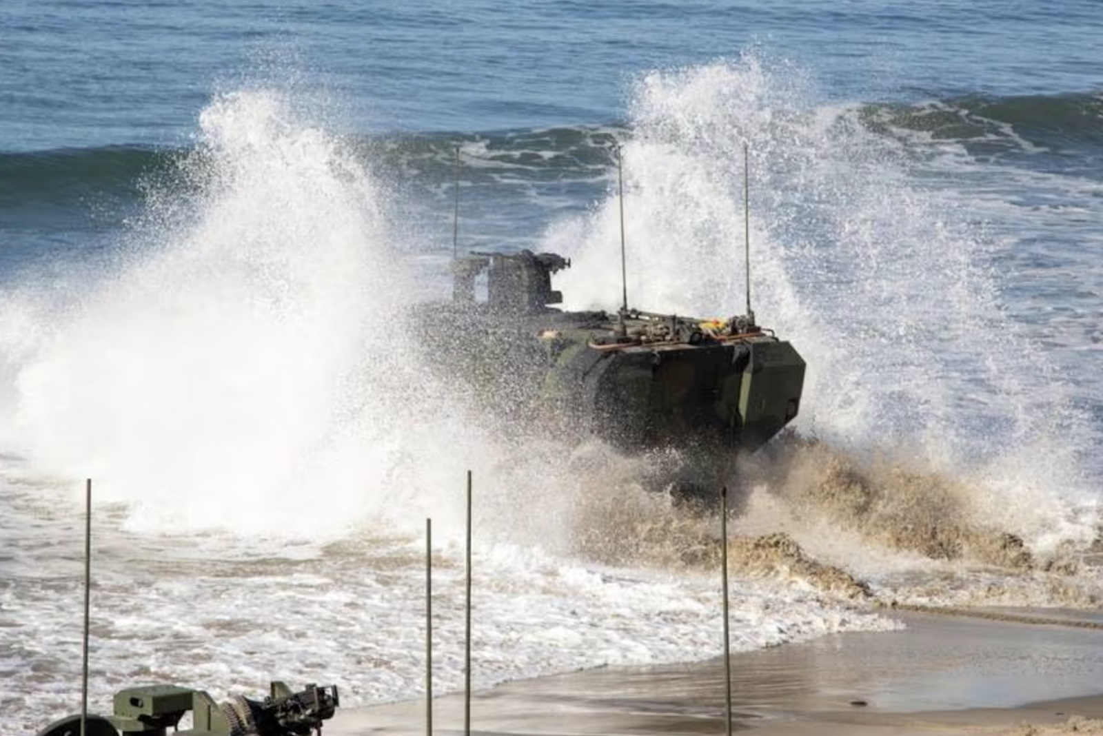 US Marines Rush Wonky Amphibious Vehicles To The Pacific