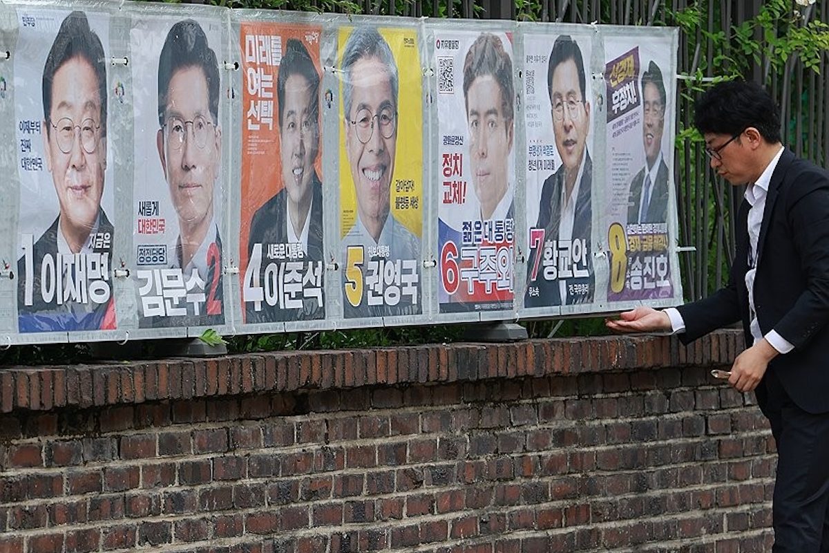 Mismanaged early voting stirs voter distrust in S Korea election - Asia ...