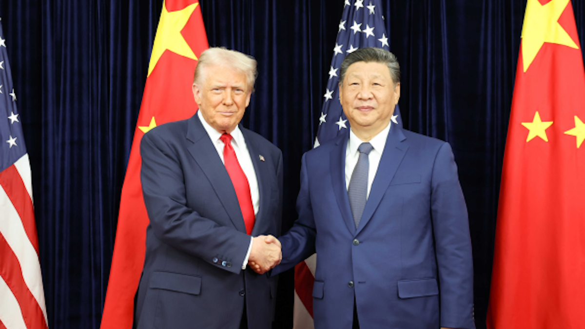 Signs US-China ties warmer after Trump-Xi call as tech curbs loom ...